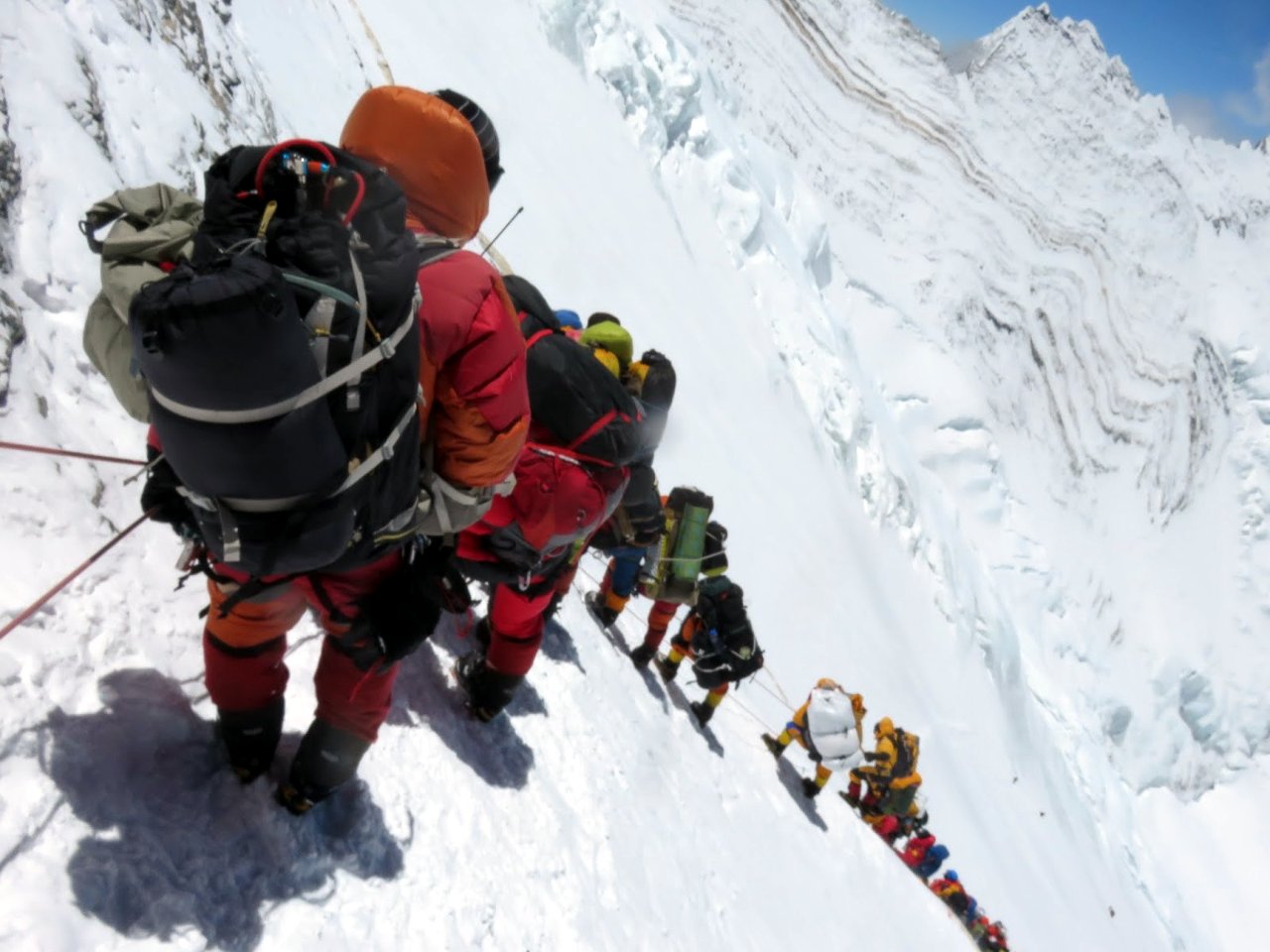 A long overdue, heroic story of rescue high on Everest – Mark Horrell